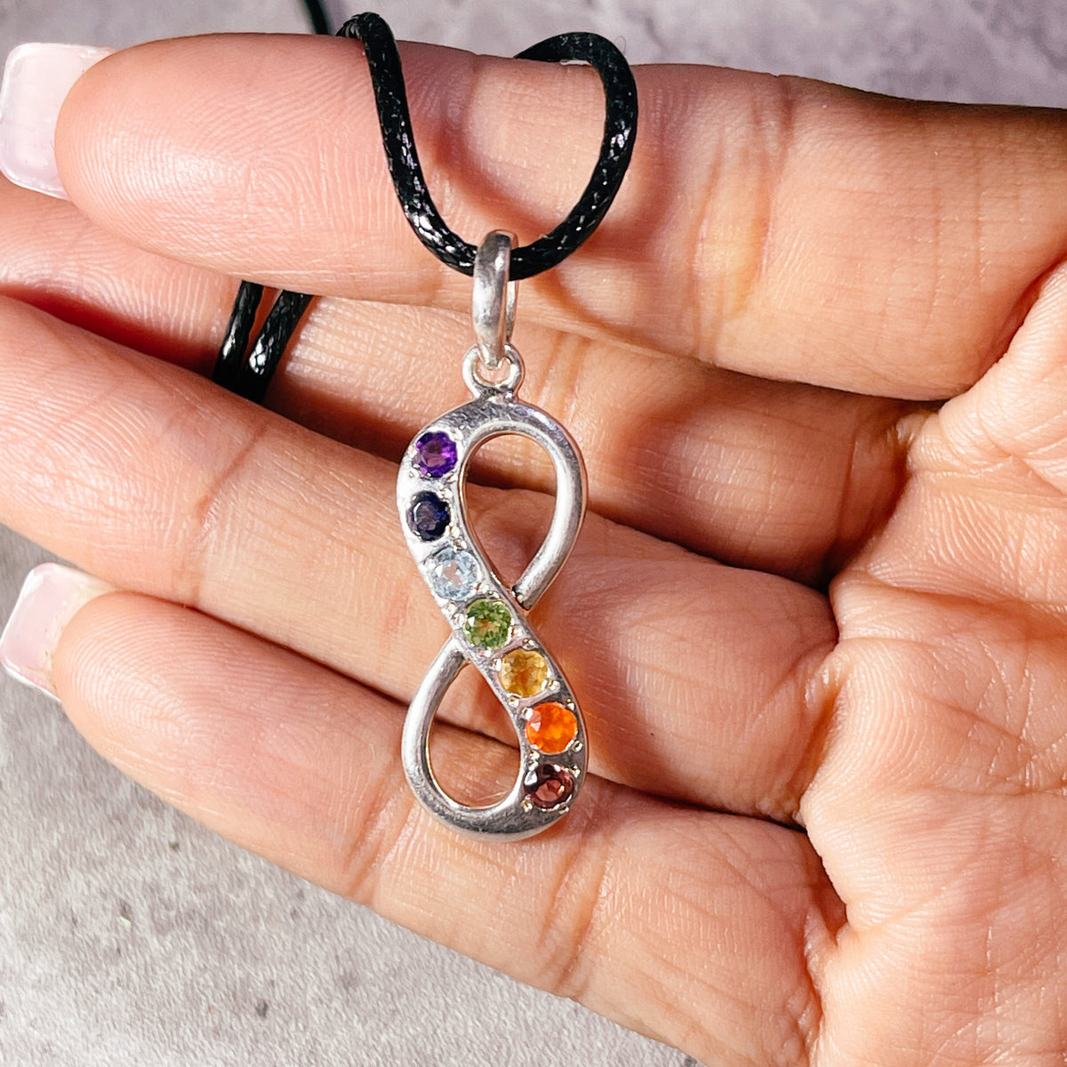 7 chakra infinity 925 pendant – HoneyGemDrops